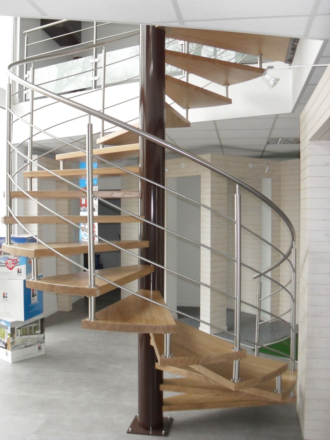 Escalier hélicoïdal mixte bois et inox - Sur mesure - Fabric Metal